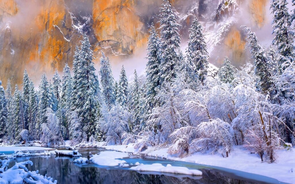 Visiting Yosemite National Park in Winter - Pine Coast Hiking