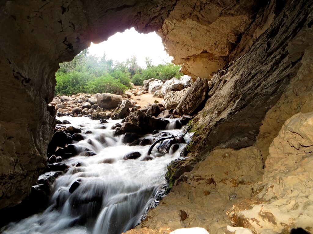 Best Hikes at Beautiful Sinks Canyon State Park, Wyoming - Pine Coast ...