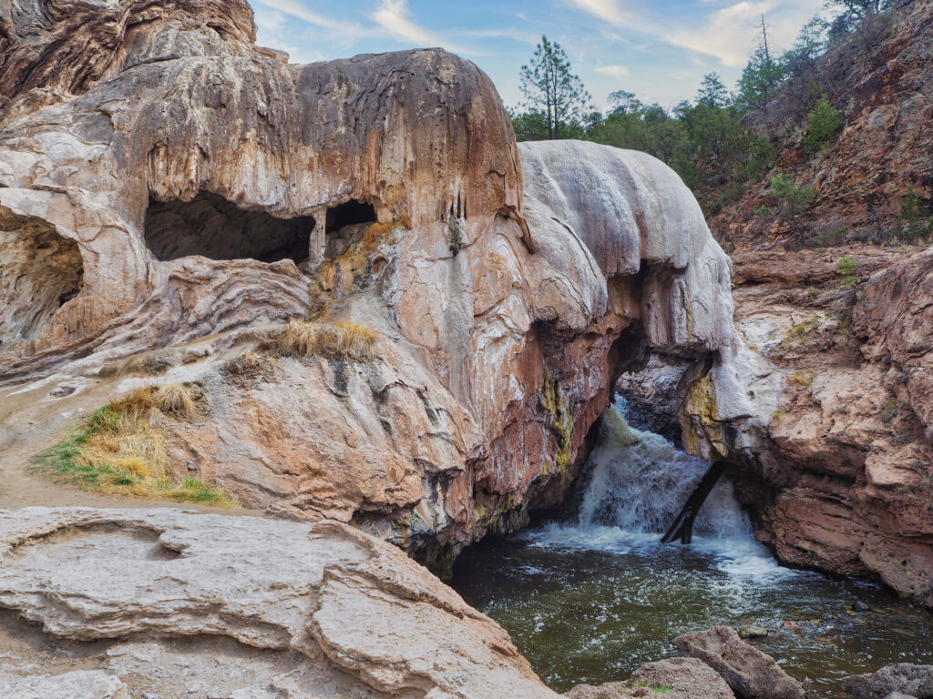Best Hikes in Beautiful Santa Fe National Forest - Pine Coast Hiking